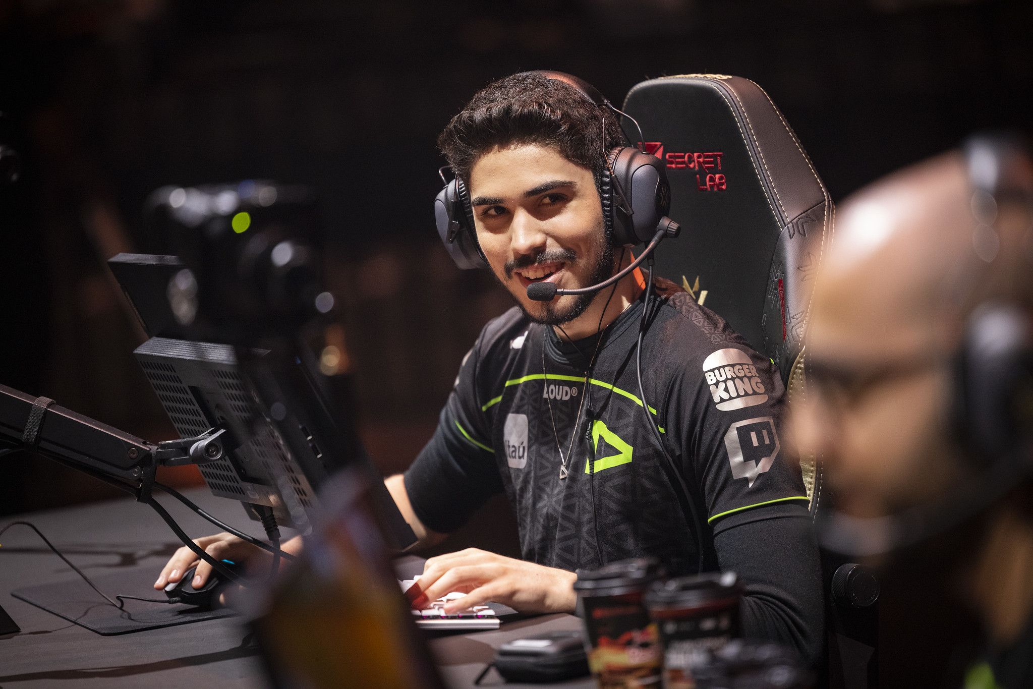 Best VALORANT Control Settings (Pro Keybinds) - GamingSkool